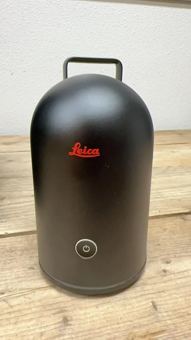 BLK360 G1 with carry case and tripod