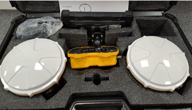 Trimble Dual Earthworks Dozer & Excavator Kit inc. TD520 Display ...