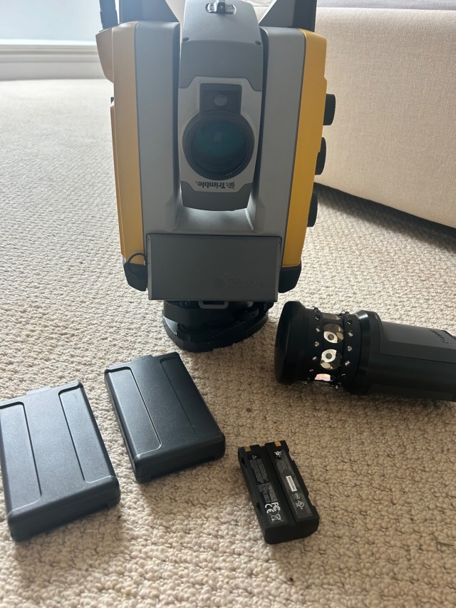 Trimble SPS930 DR Plus 1”/1” Robotic Total Station