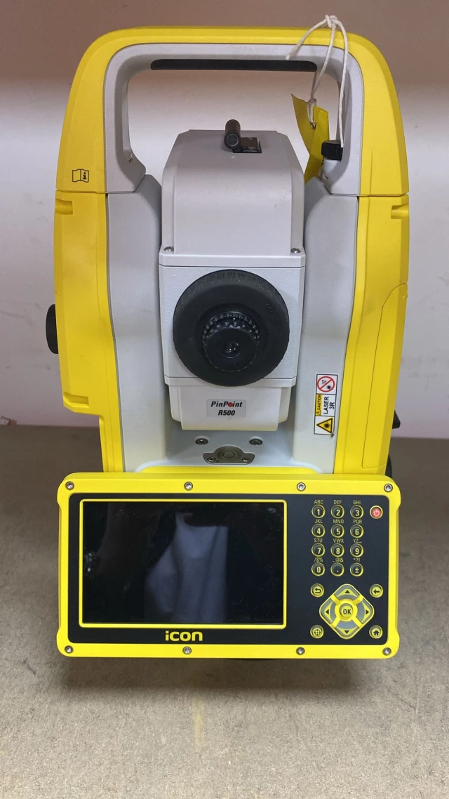 Leica iCB70 5" R500 Total Station with Accessories