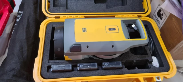 Trimble X7 + T10