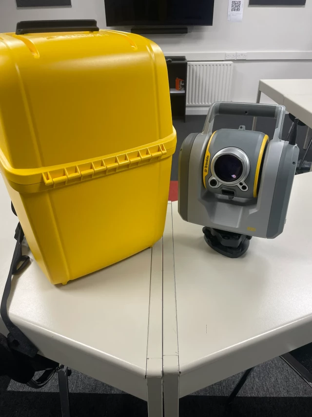 Trimble SX10 1'' with T7 controller