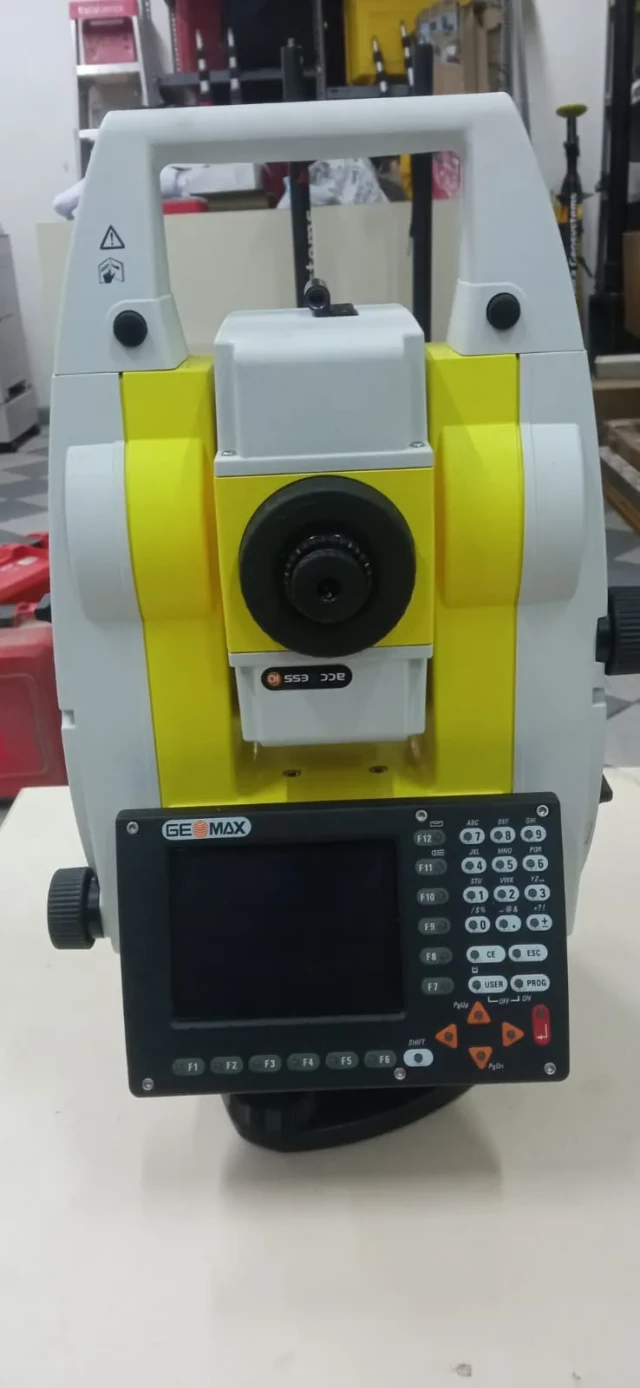 Geomax Zoom80 S 2'' A10