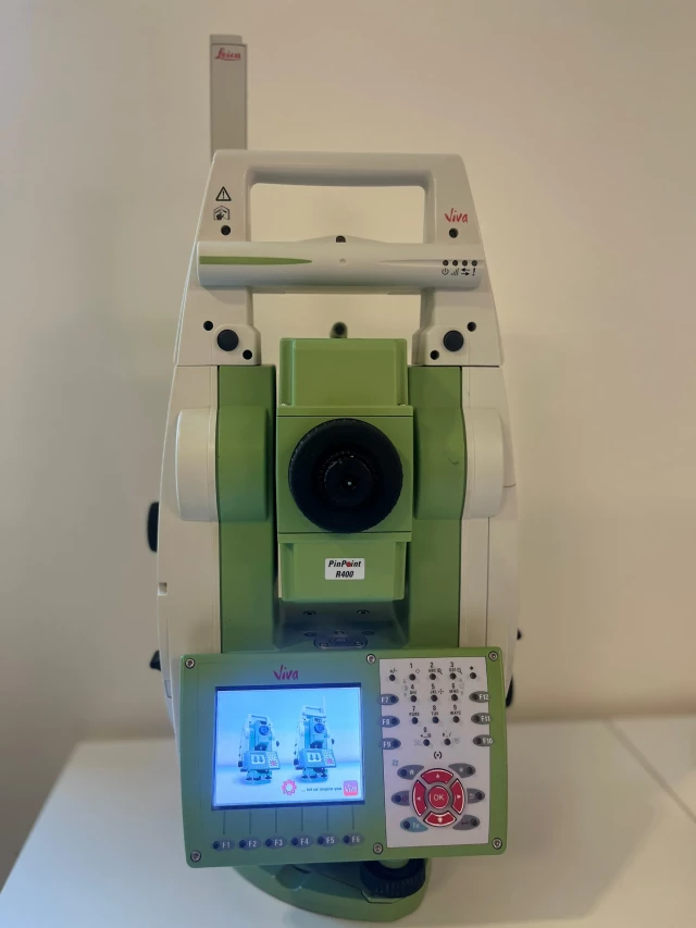 Leica TS15 P 5'' R400 with CS15