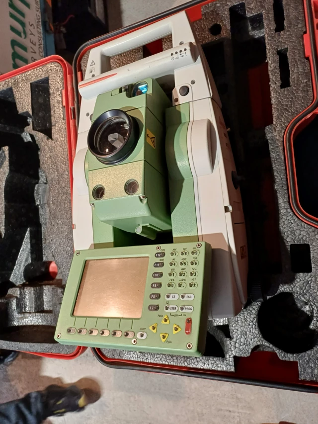 Leica TCRP 1203 R300